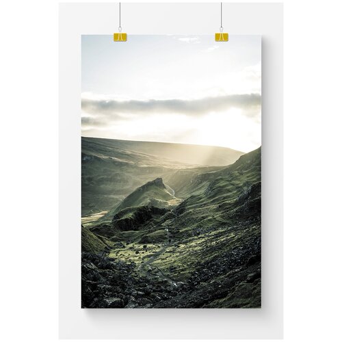 Постер для интерьера Postermarkt Солнечные лучи над долиной, 50х70 см, в тубусе