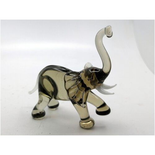 Слон/ статуэтка стеклянная/ сувенир из стекла/ слон сувенир/ фигурка из стекла