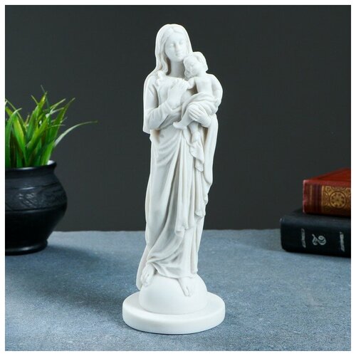 Сувениры из мраморной крошки Статуэтка "Дева Мария с младенцем" 22х8см, белая / мраморная крошка