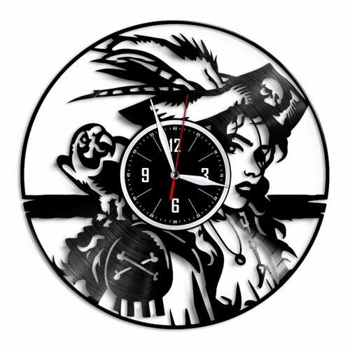 Пиратка - настенные часы из виниловой пластинки