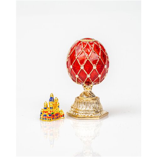 Шкатулка Яйцо в стиле Фаберже с фигуркой "Собор" 6,5 см Красная / Золотистая