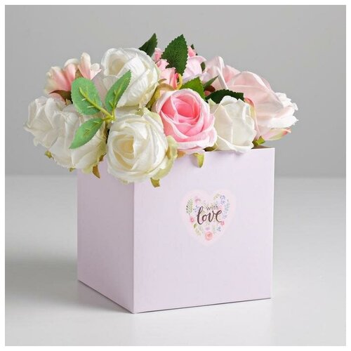 Коробка для цветов с PVC крышкой «С Любовью», 12 × 12 × 12 см