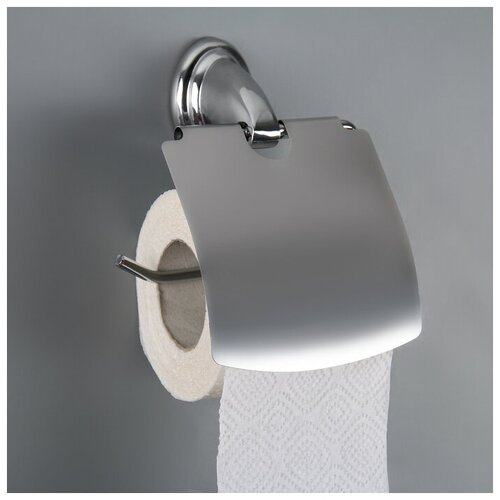 Держатель для туалетной бумаги с крышкой «Шарм»