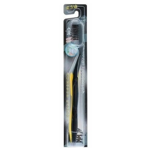 Зубная щётка компактная с древесным углём – EQ Maxon MashiMaro Charcoal Toothbrush