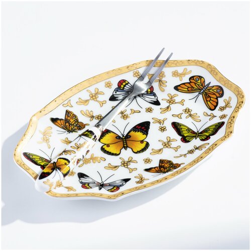 Набор из миниатюрной тарелки и вилки для лимона с изображением бабочек и цветов, фарфор, деколь, фирма "Elan Gallery", Россия, 2000-2015 гг.