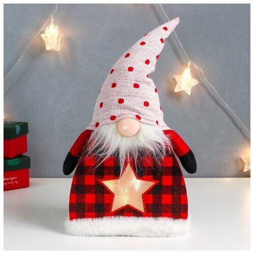 Кукла интерьерная свет "Дед Мороз в клетчатом кафтане, колпак в горох, звёздочка" 41х24х6 см 75679