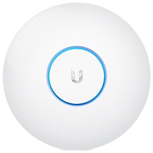 Точка доступа UniFi UAP AC Pro