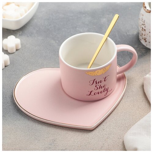 Чайная пара керамическая с ложкой «Поцелуй», 2 предмета: кружка 200 мл, тарелка 15,5×13,5 см, цвет микс
