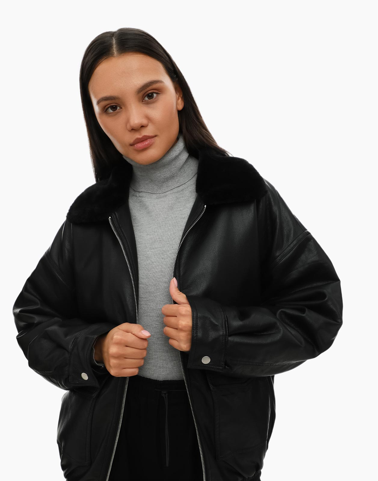 Кожаная куртка женская Gloria Jeans GOW003705 черная L (48-50)