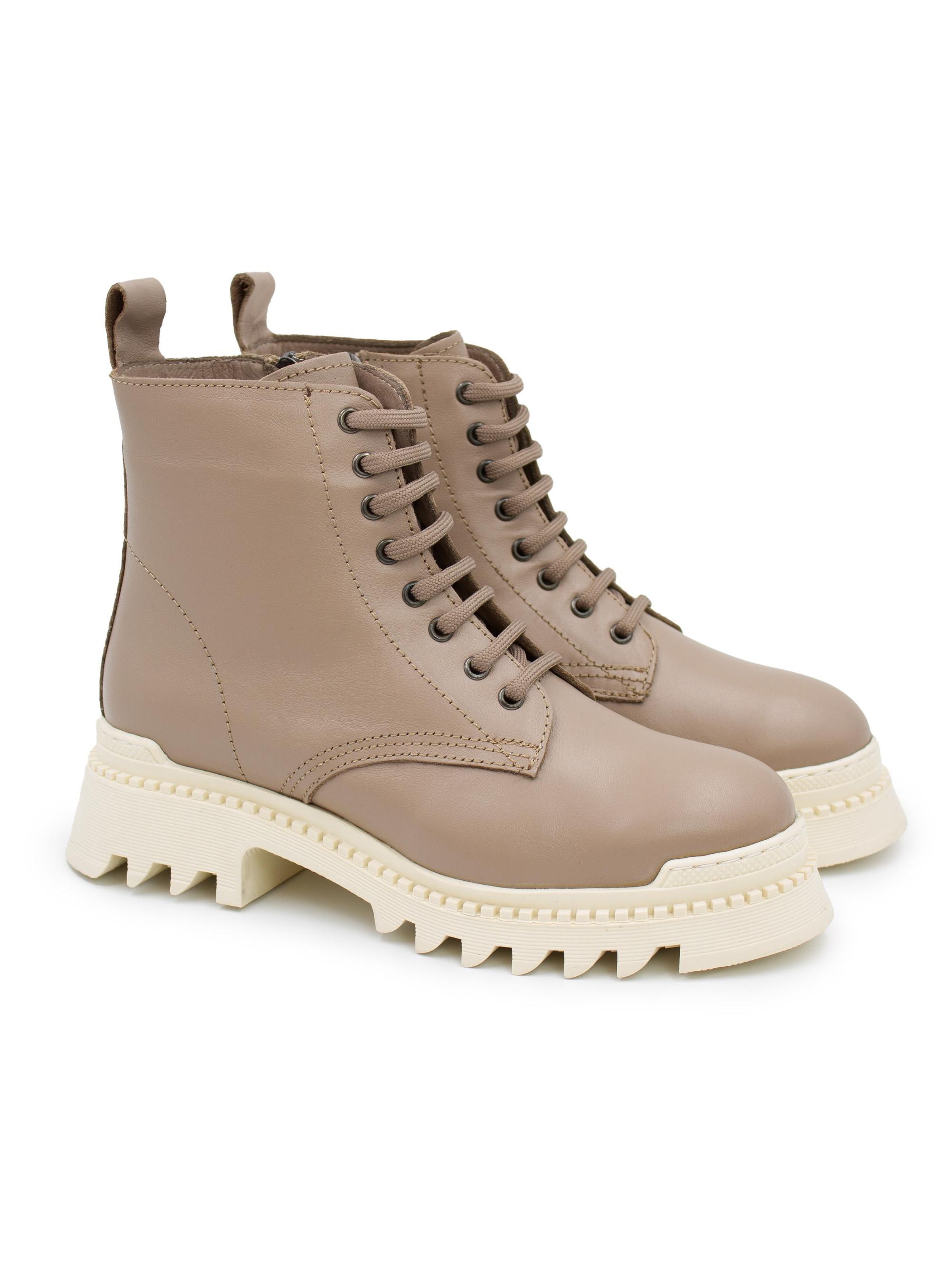 Ботинки женские Clarks 22205034 бежевые 38 RU