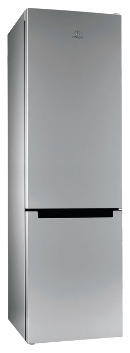 Холодильник Indesit DS 4200 SB серебристый
