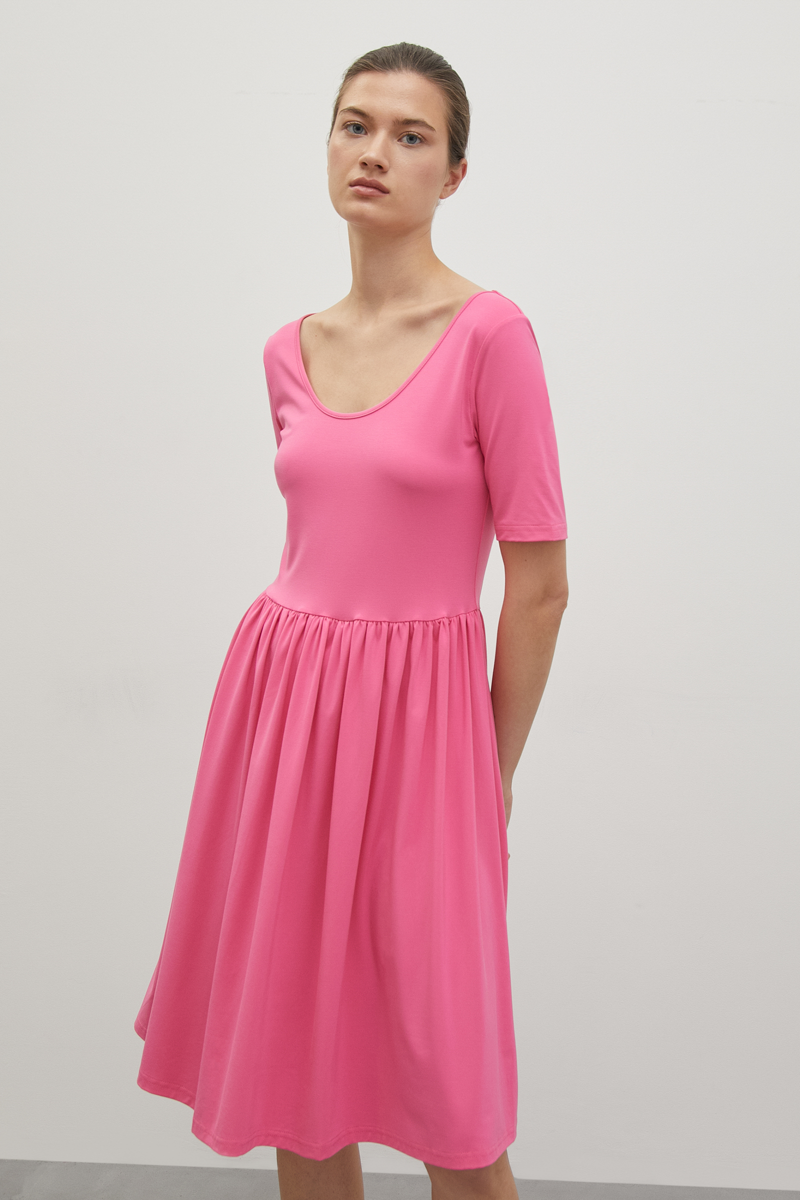 Платье женское Finn Flare FSD110130 розовое L