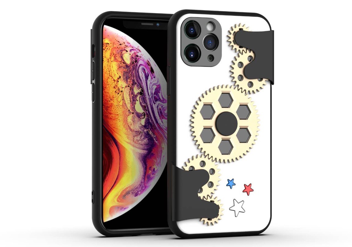 Чехол силиконовый для iPhone XR 6.1" Steampunk (стимпанк) белый с золотом