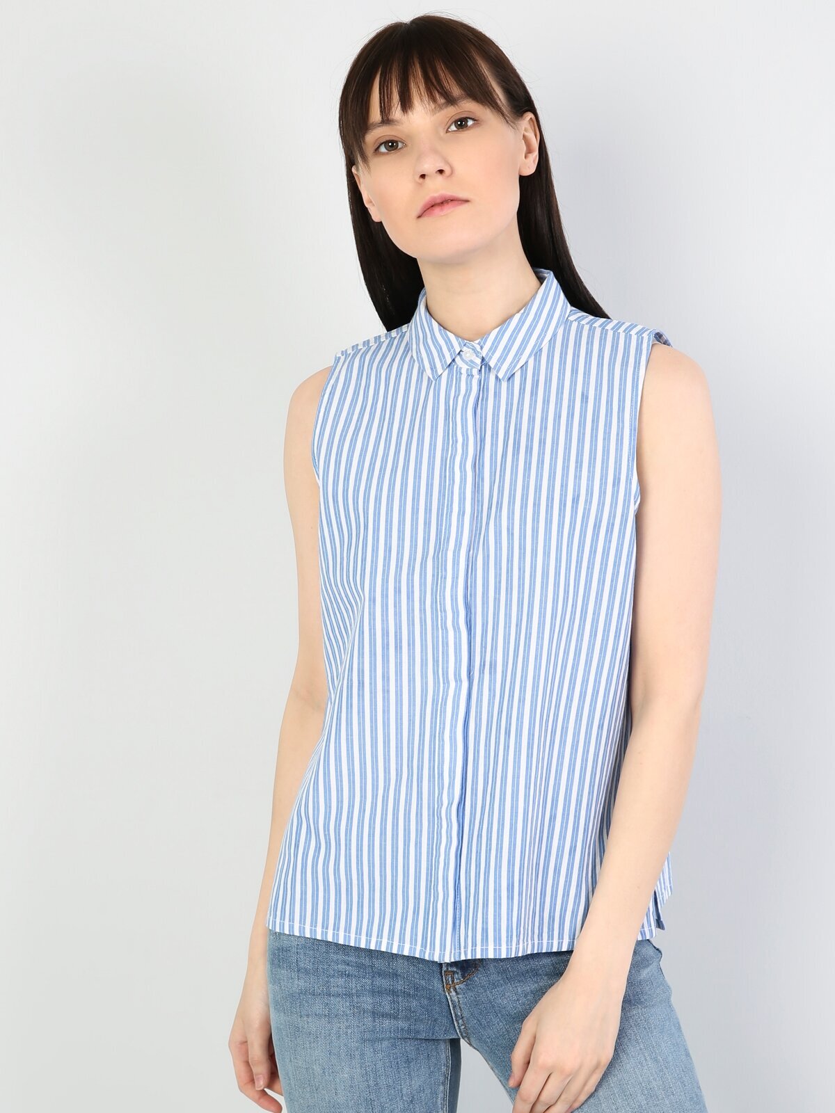 Рубашка женская Colins CL1043836_Q1.V1 голубая XS