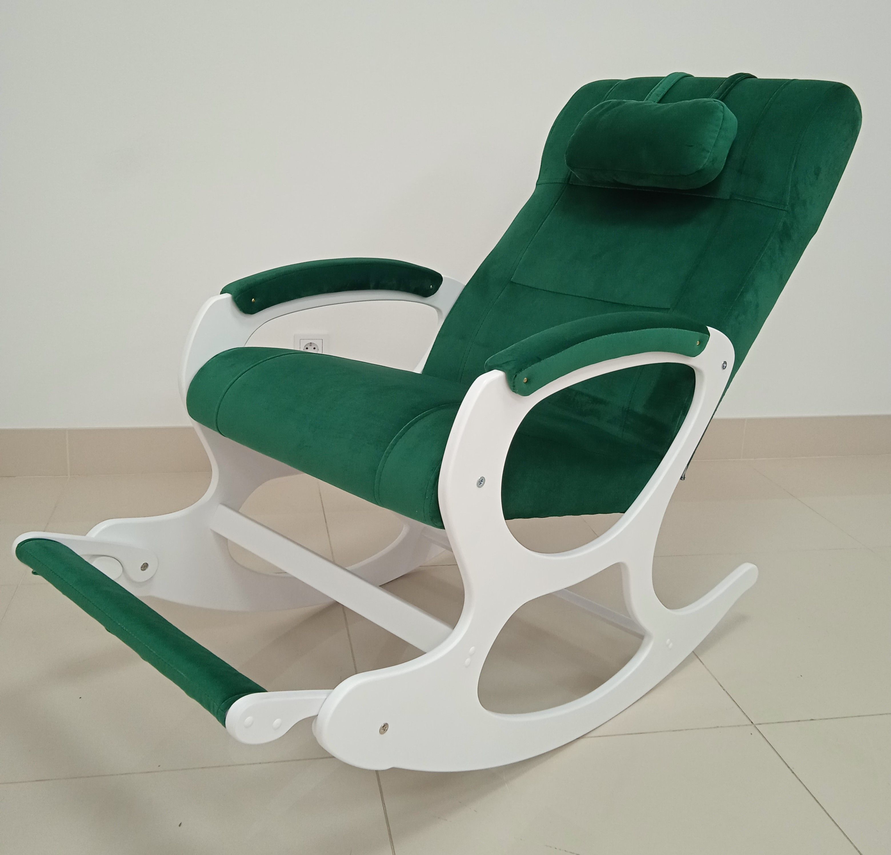 Кресло-качалка с подножкой ЗАКАЧАЕШЬСЯ Велюр ZIZI 626 R012