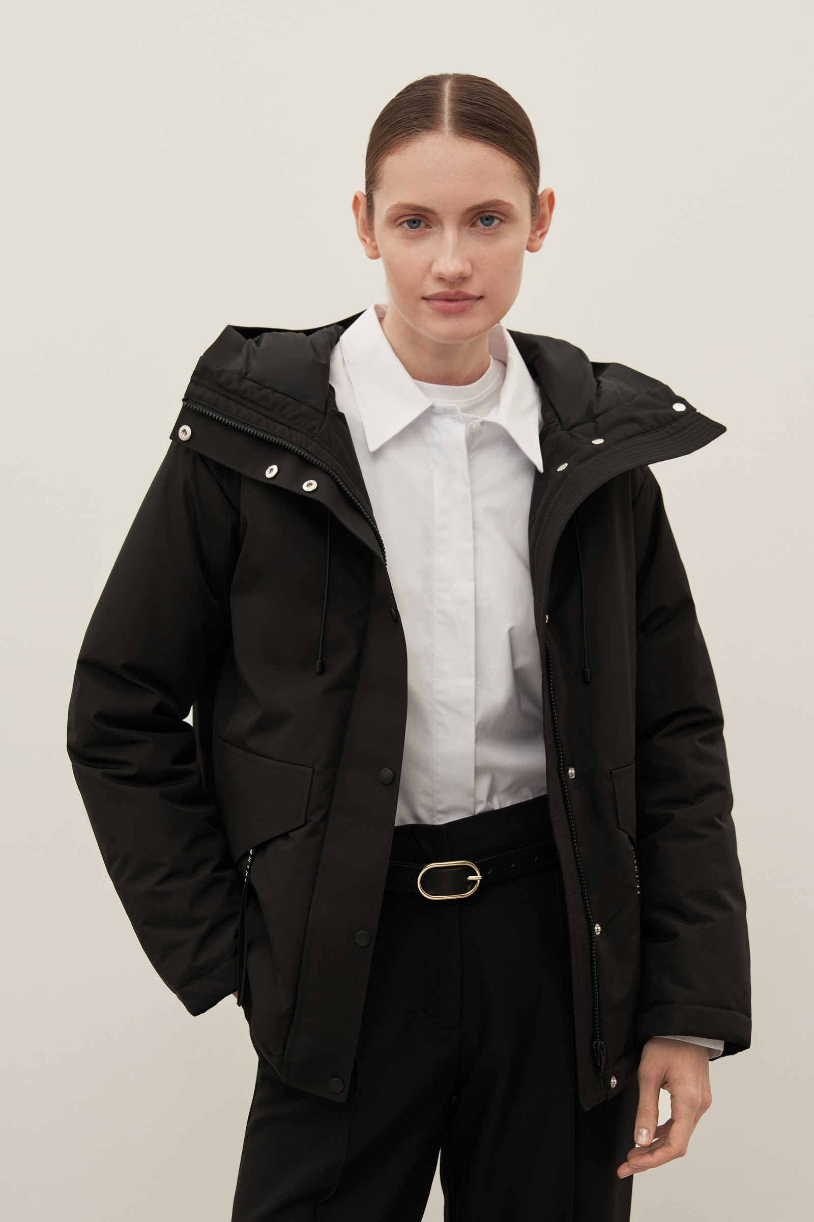 Куртка женская Finn Flare FAD11059 черная L